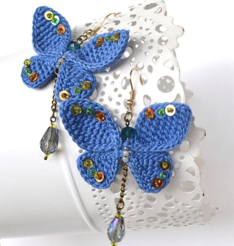 Crocheted butterfly applique Pattern - CRAFTSFORALL